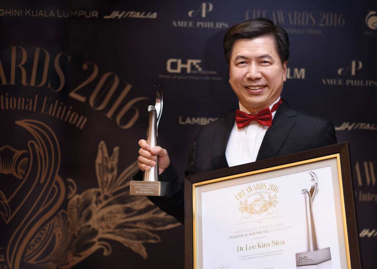 BUILDING CONFIDENCE THROUGH BEAUTY 整形搭建自信 | EZ MALAYSIA.NEWS